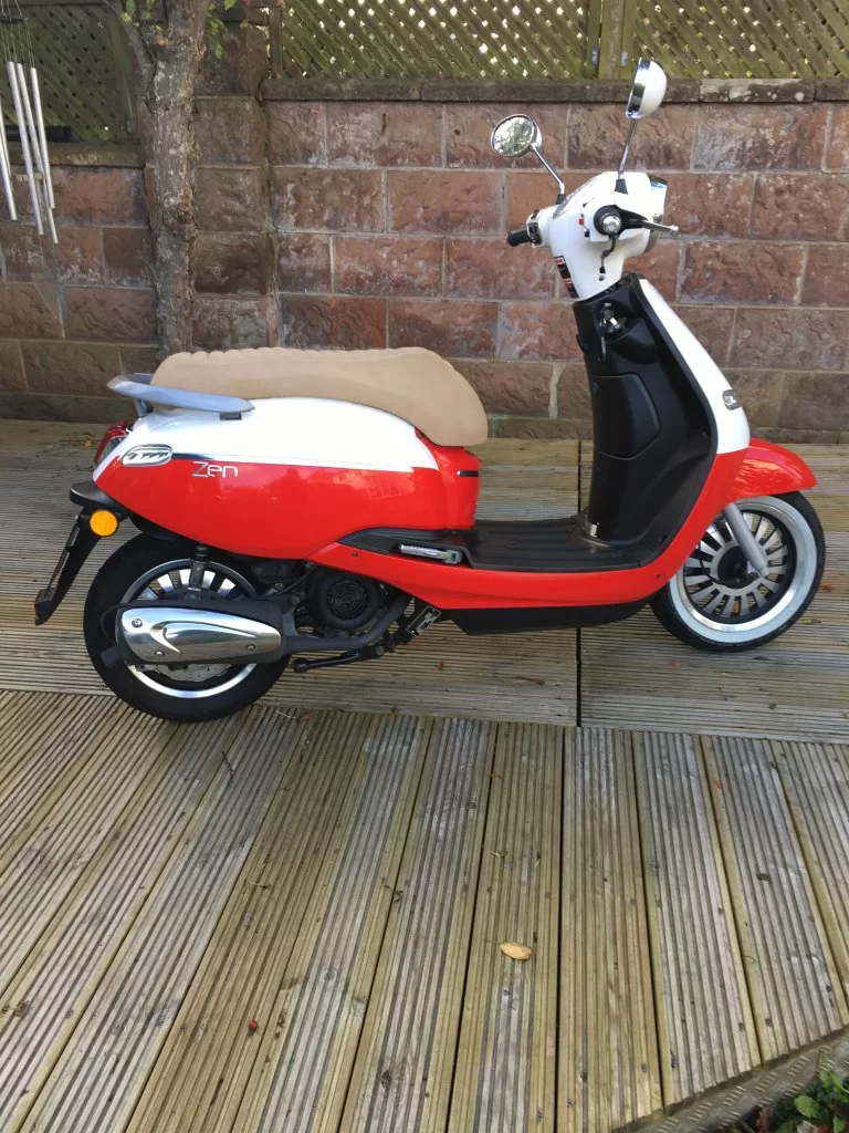 Sunnis Zen 125cc Scooter For sale. | THE Ducati Community Forum